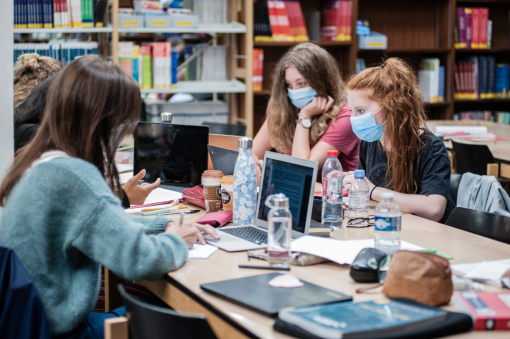 Bénéficier de tutorat | Le guide étudiant de Sorbonne Université
